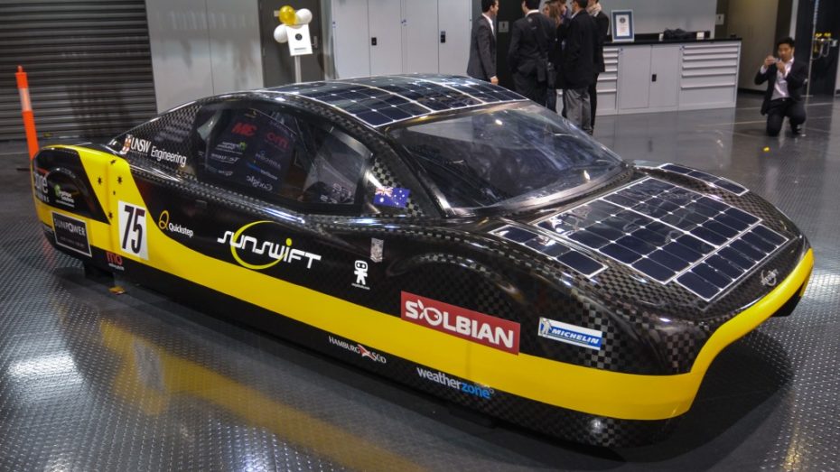 Sunswift unveils sexy new Solar Powered Race Car
